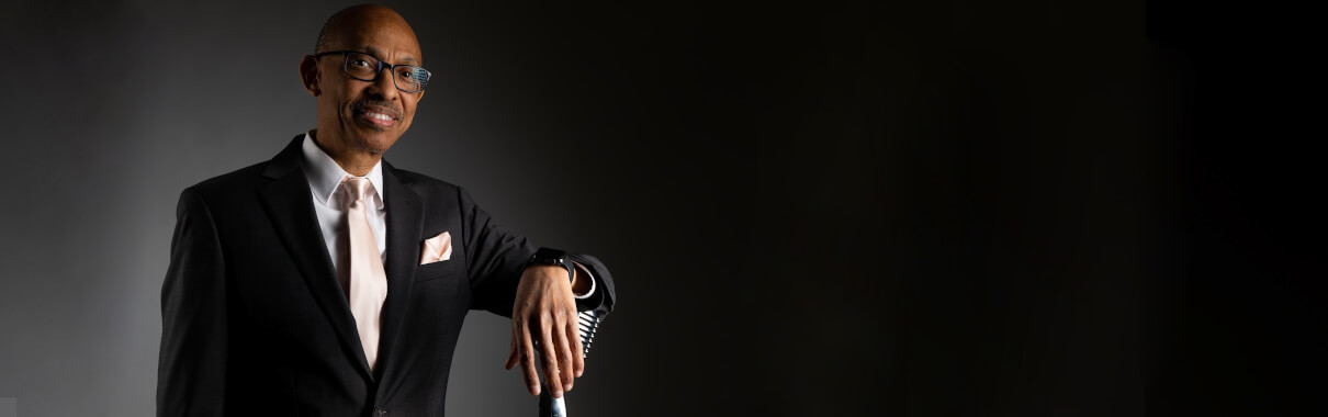 Bishop Leonard Scott | Secuencias